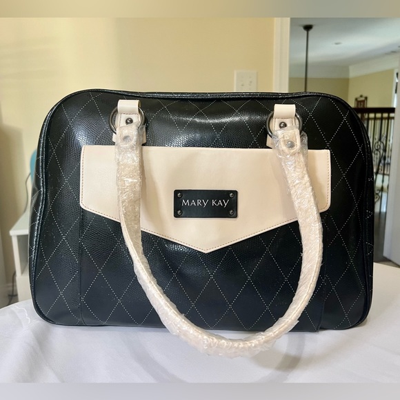 Mary Kay | Bags | Mary Kay Consultant Bag Never Usedstill Has Plastic ...